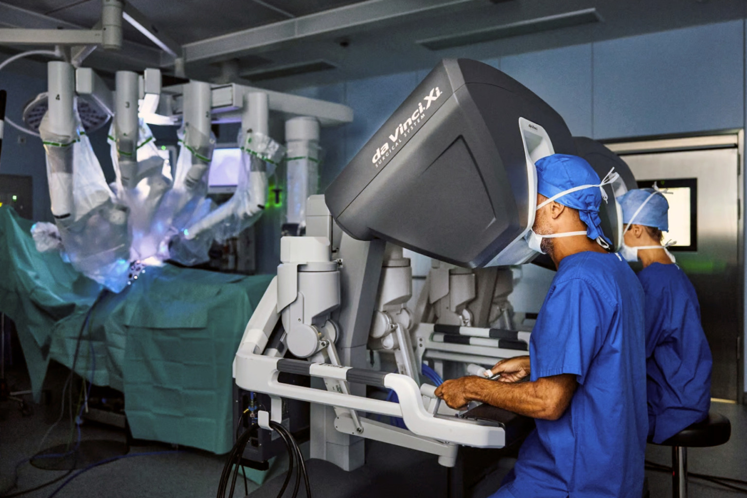 RATS vs VATS: Comparing Minimally Invasive Lung Cancer Surgery Options"