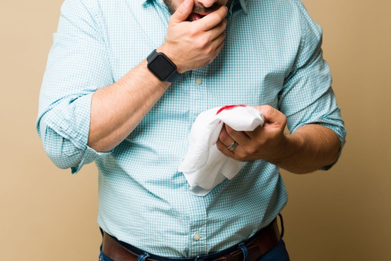 Lung Cancer Cough: Key Warning Signs You Shouldn't Ignore