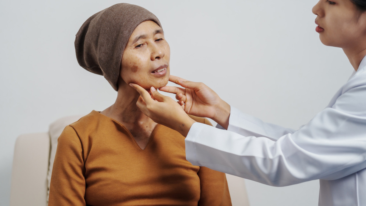 Thymoma Symptoms, Causes, and Minimally Invasive Treatment