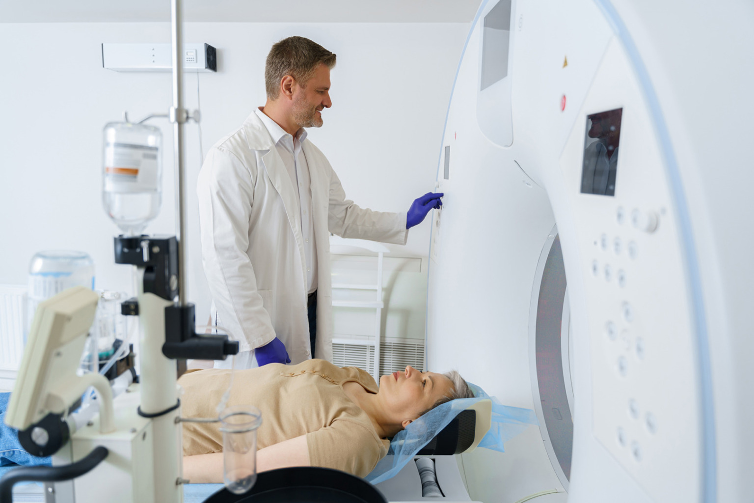 White Spots on Lungs: Causes, Diagnosis and Treatment